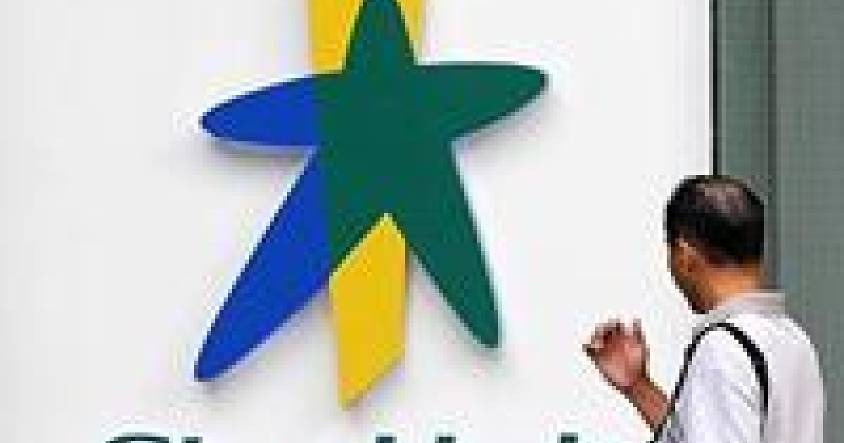 StarHub unveils Singapore's second solar-powered mobile base station ...