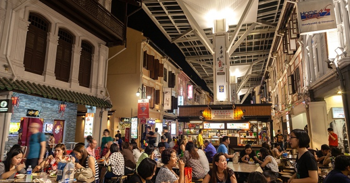 Inaugural Singapore Michelin Guide hails 17 hawker stalls with Bib ...
