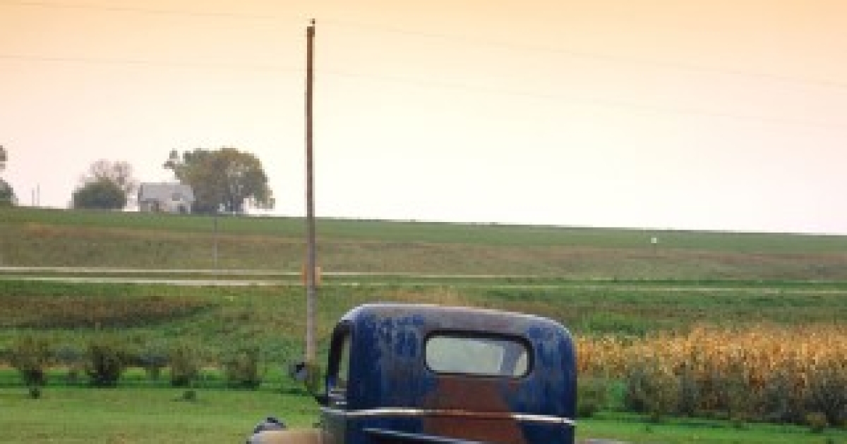 Singapore cars entering Johor slammed with new vehicle entry permit fee | Singapore Business Review