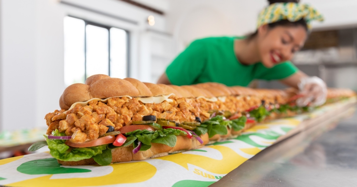 Social Media Wrap Up: Subway giving away seven metre sub; Fridays’ earl ...