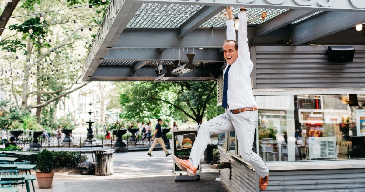 Shake Shack CEO announces retirement | QSR Media UK