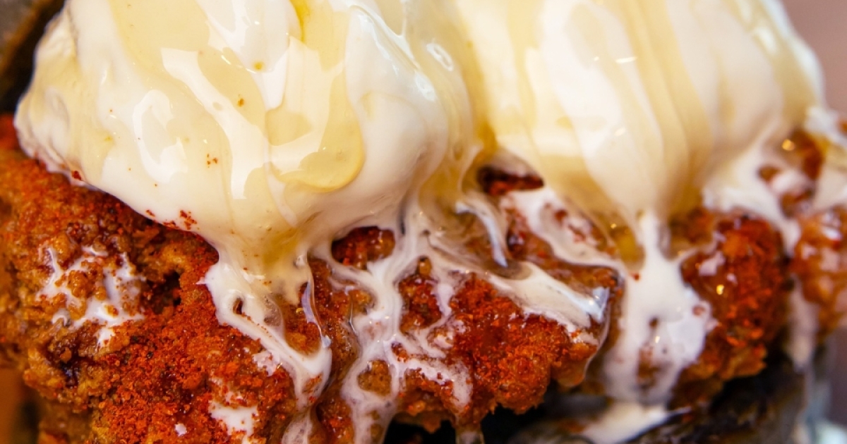 Social Media Wrap: myburgerLab's ice-cream chicken burger; McDonald's ...