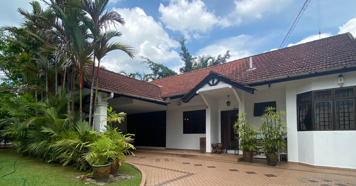 Bungalow on Dyson Road up for sale at $20m | Singapore Business Review