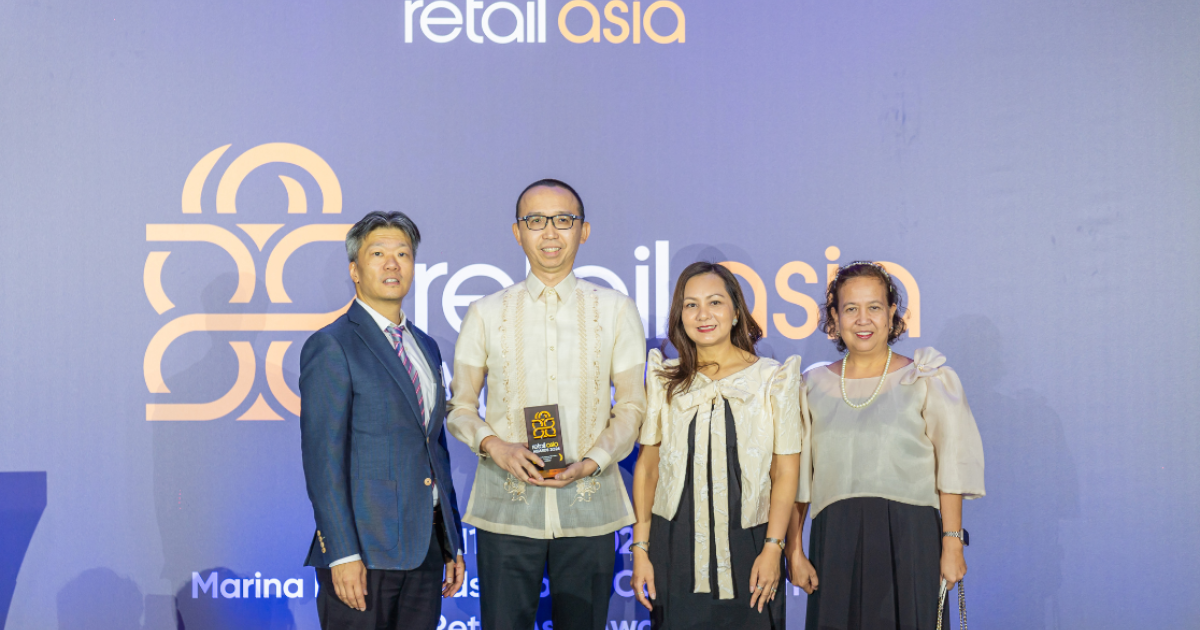BENCH/ Express at One Ayala clinches Specialty Store of the Year ...