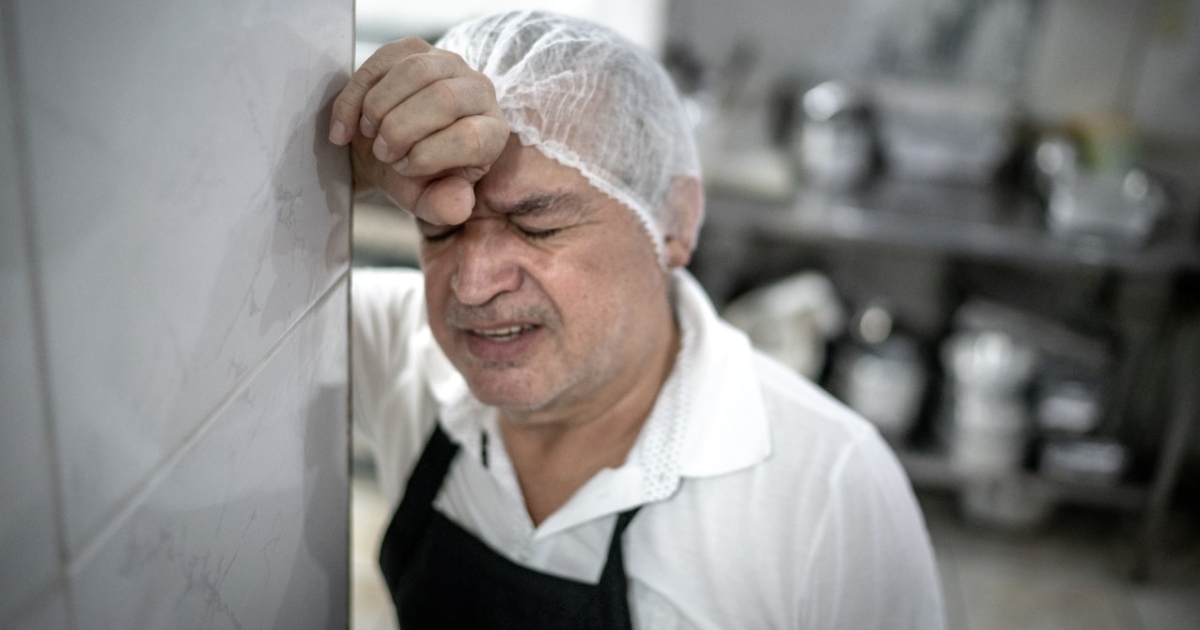 3 in 4 hospitality workers struggle with mental health | QSR Media UK