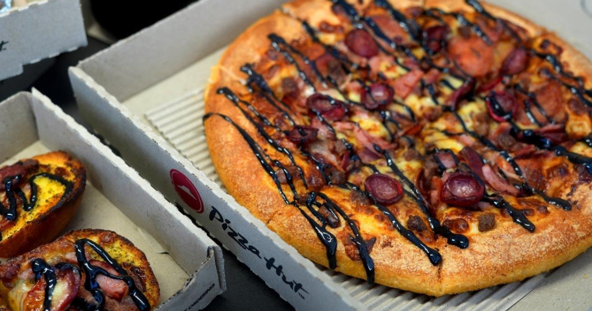 Pizza Hut unveils Venom movie-inspired pizza | QSR Media Australia