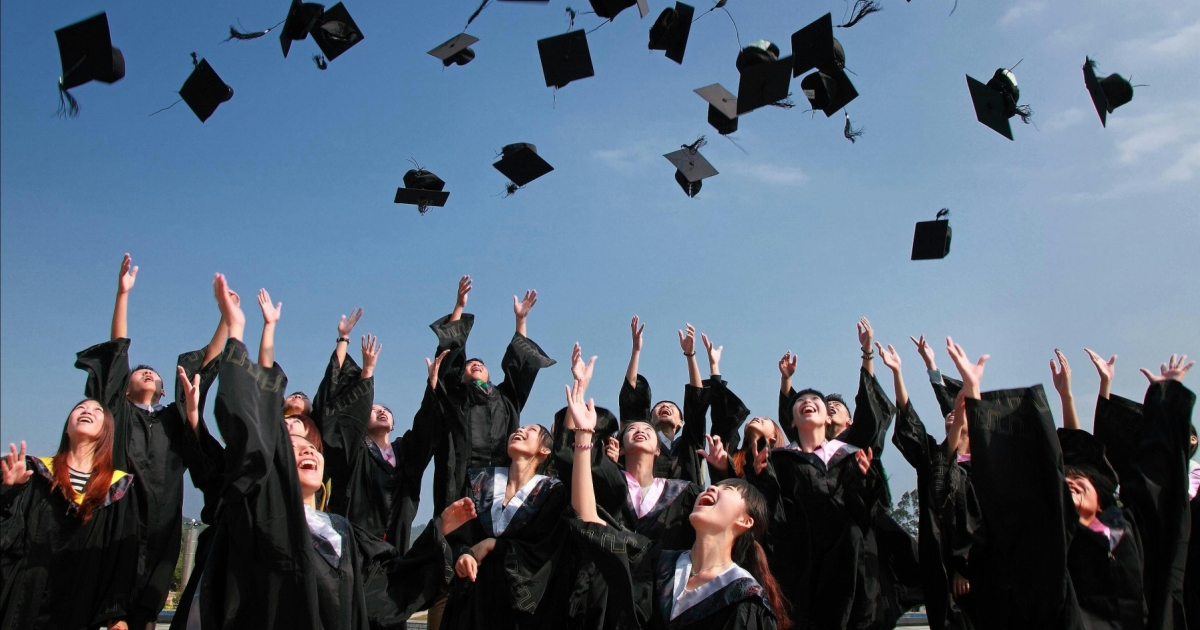 Monthly income of polytechnic graduates increases to $2,900 in 2024 ...