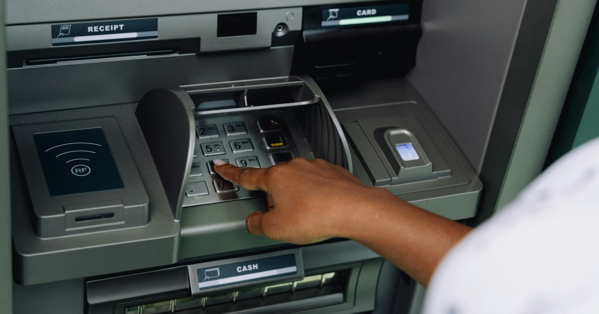 Singapore places fourth for most ‘ATMs near me’ Google searches ...