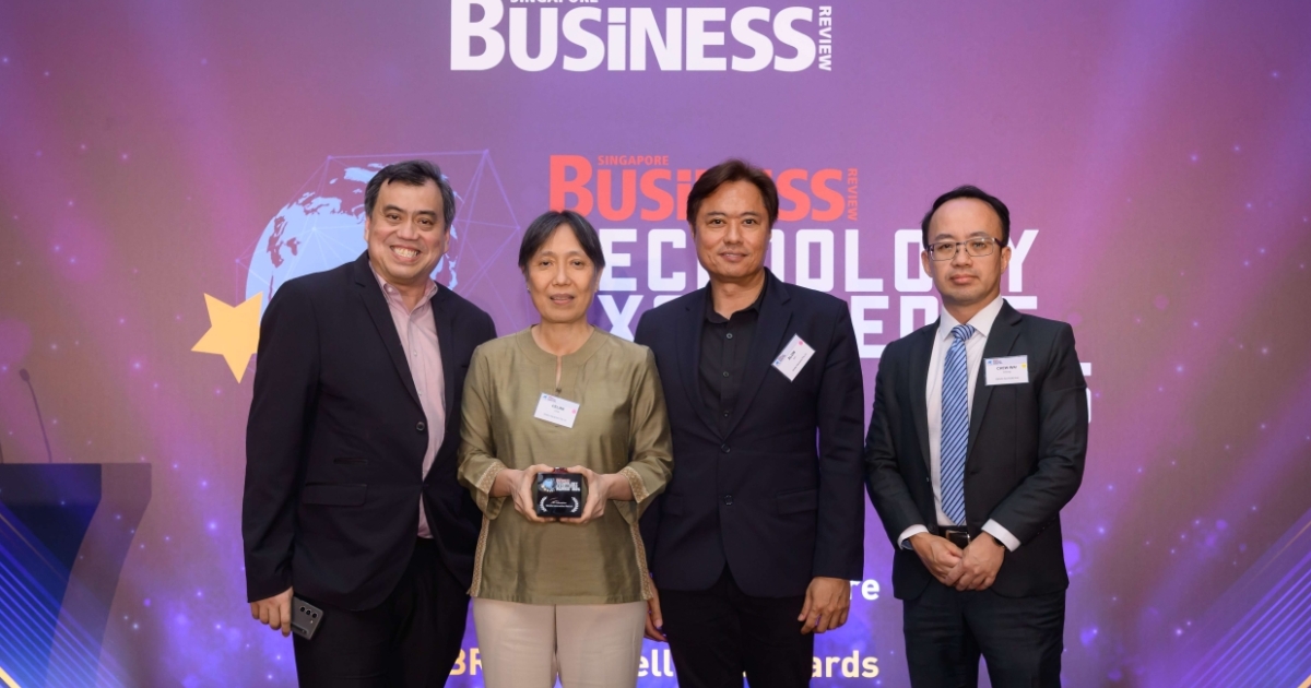 Straits Interactive scores win at SBR Technology Excellence Awards 2025 | Singapore Business Review