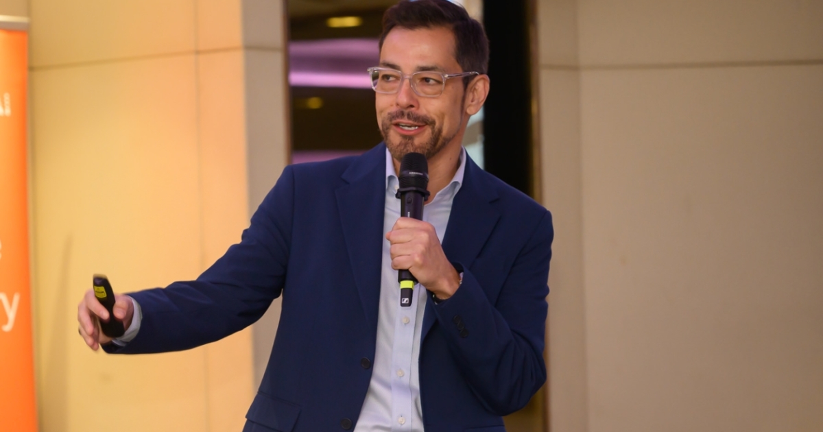 Jim Bitticks of Dave’s Hot Chicken joins QSR Media conference in Sydney ...