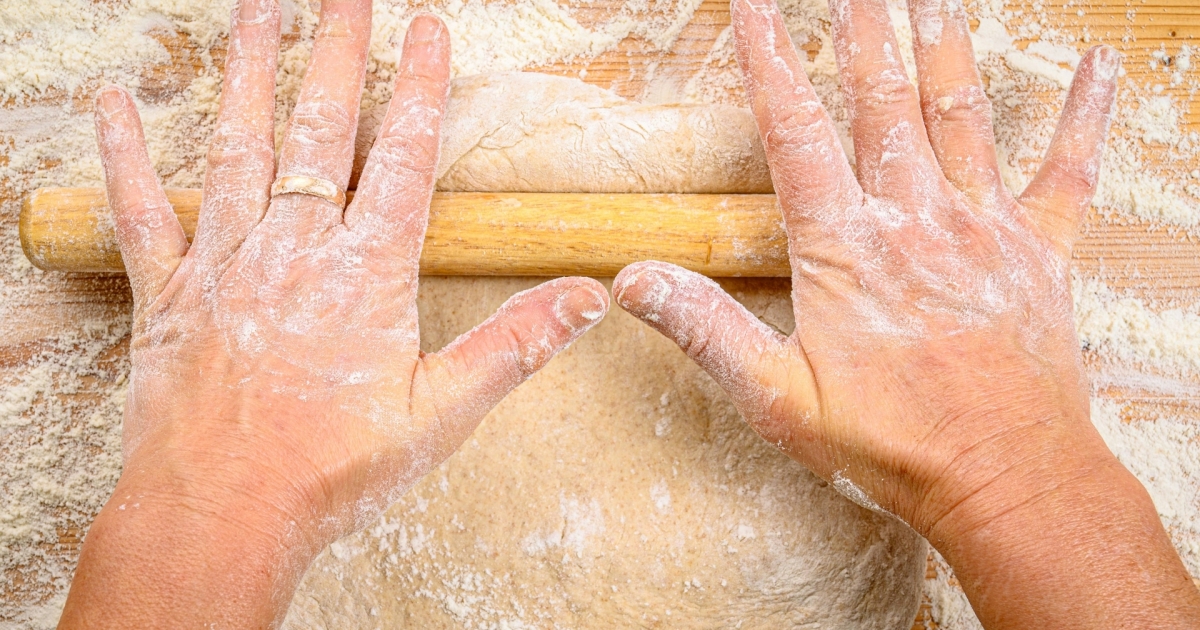 Weekly News Wrap: Panera Bread shuts down fresh-dough making sites ...
