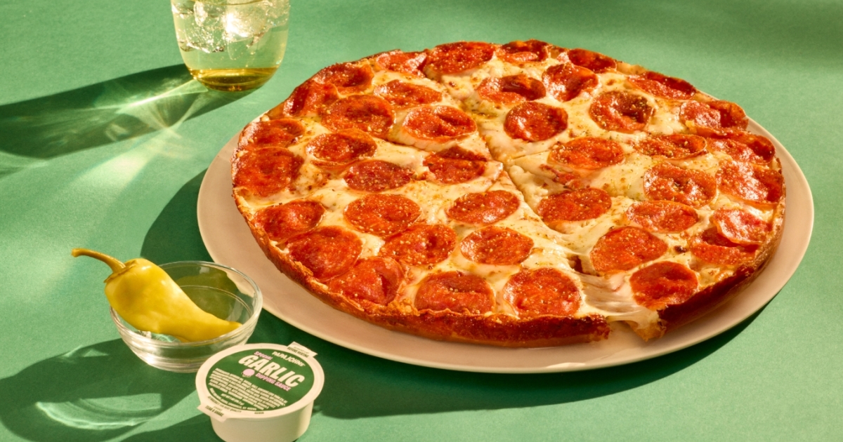 Weekly Global Wrap: Papa Johns introduces pan pizza; Fatburger parent ...