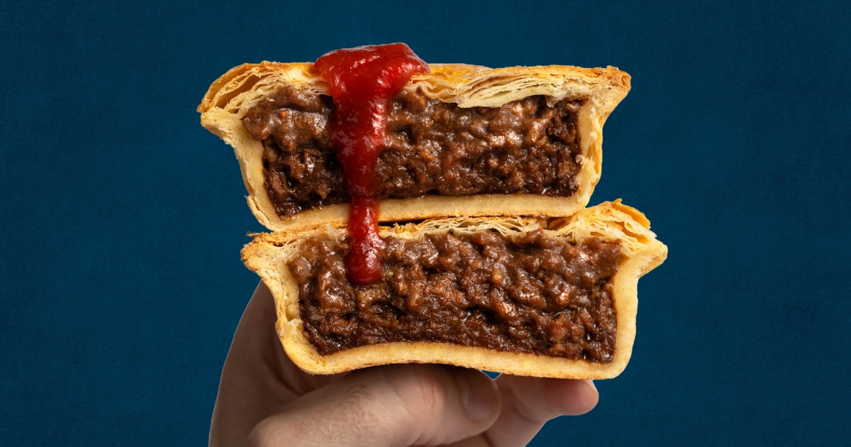 Daniel’s Donuts launches 30g protein pie for footy season | QSR Media ...